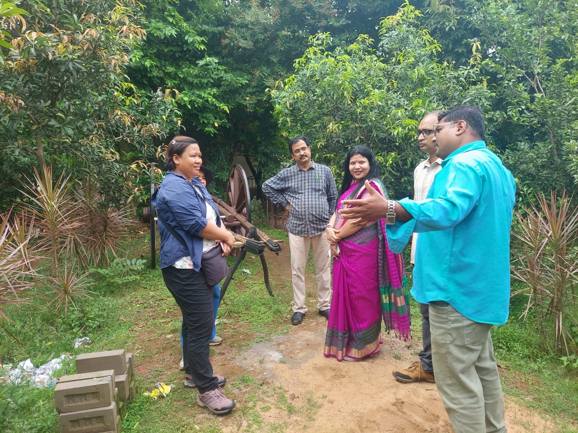 Providing Technical Support in India: A Field Visit - East-West Seed ...